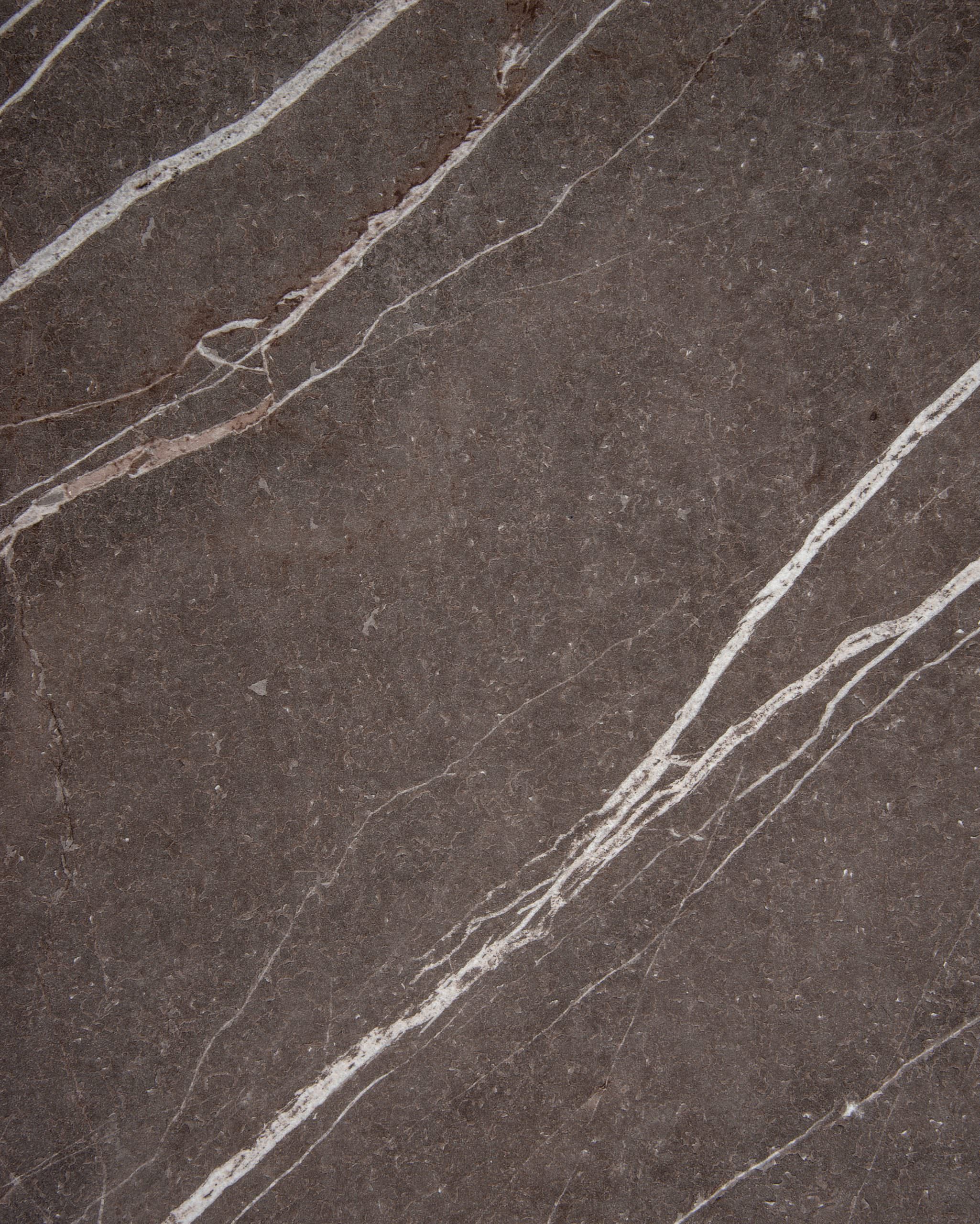 Coloris marbre marron avec veinage blanc | Collection Marbre - Fidelem